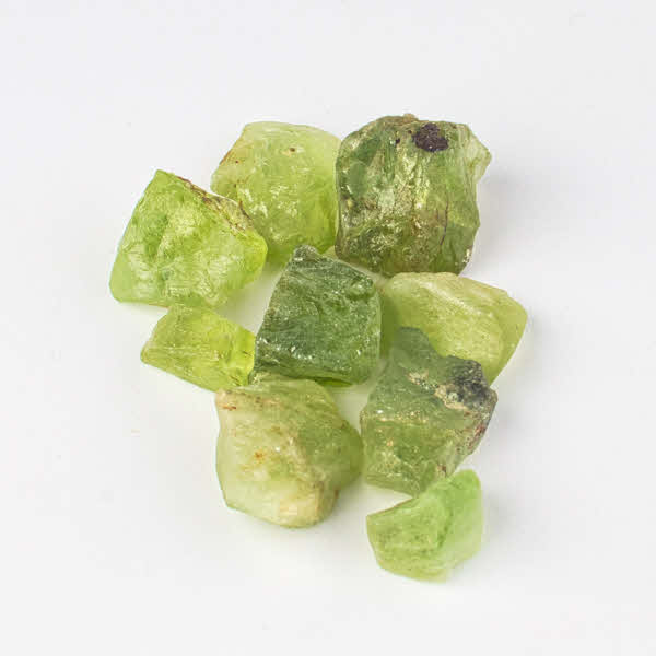 Peridot Rohsteine - Entschlackung